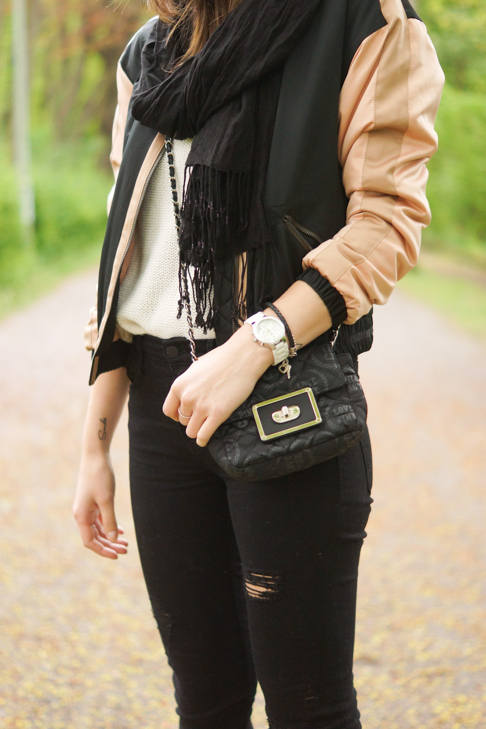 How to dress for April Weather