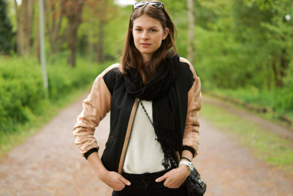 How to dress for April Weather