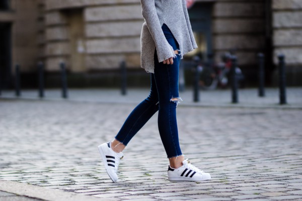 How to wear Adidas Superstars