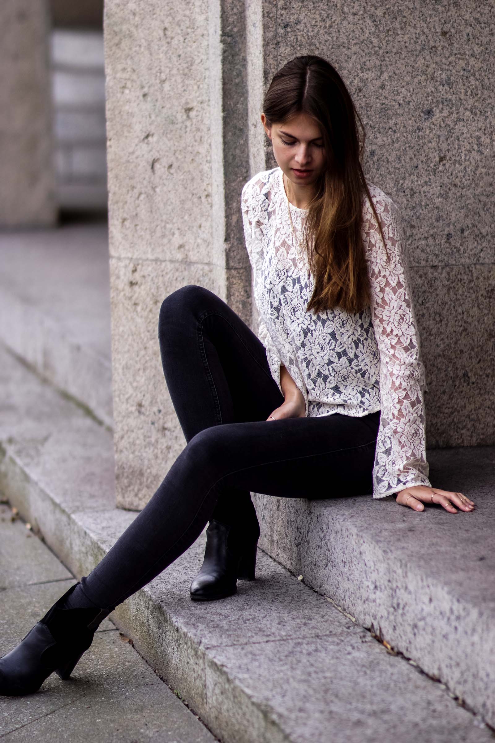 Shirt aus weißer Spitze