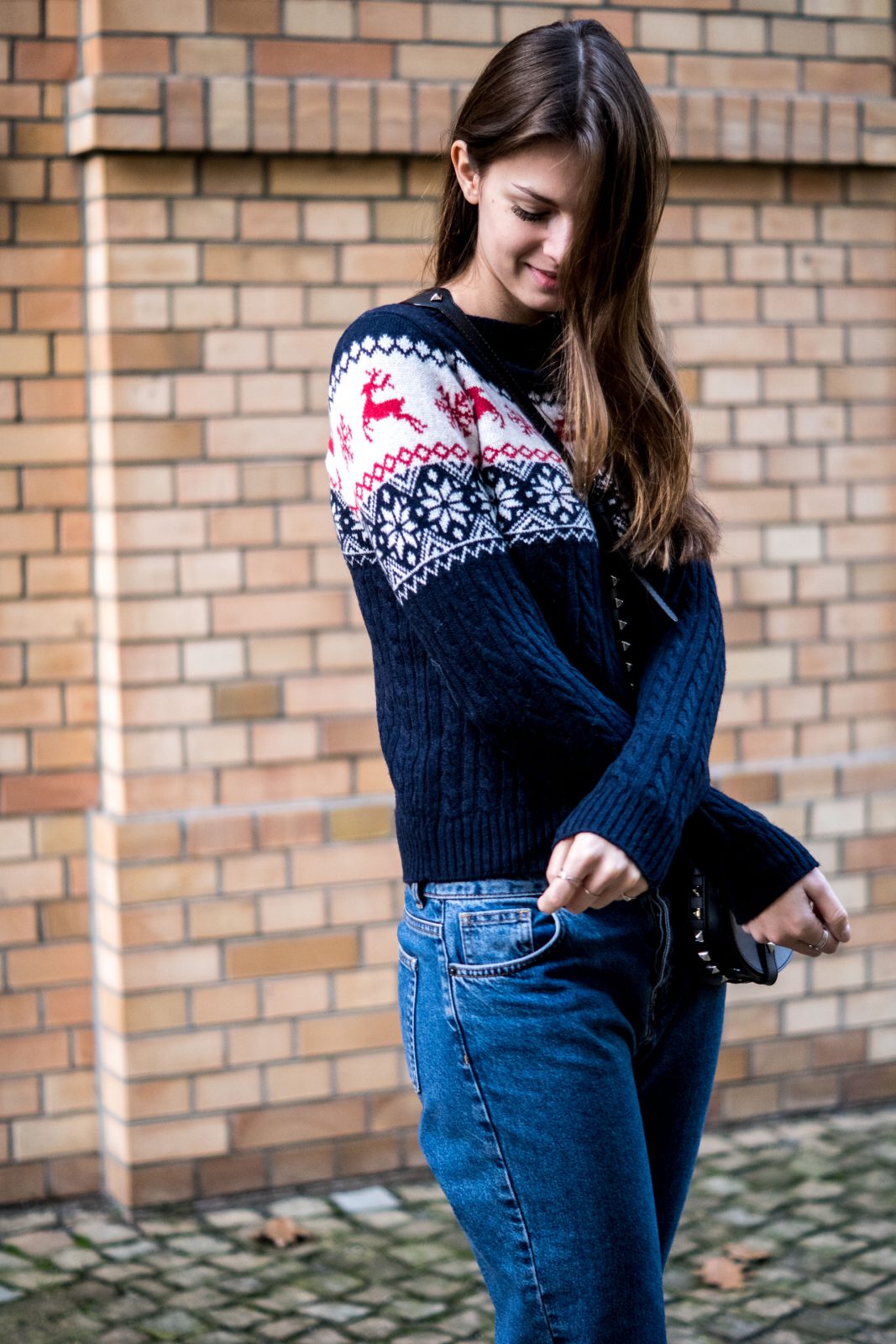 How to wear a Christmas sweater || Fashionblog Berlin