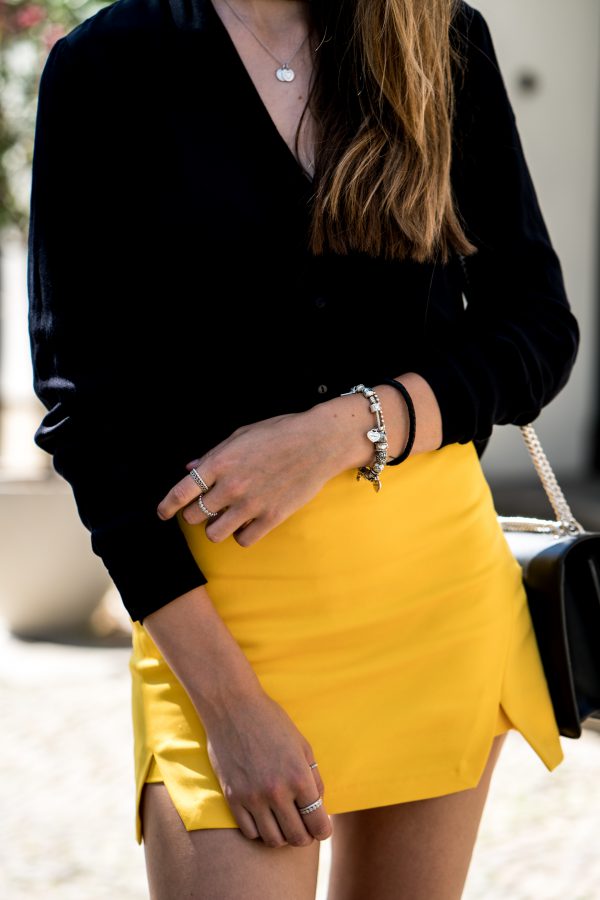 How to wear a yellow skirt || Summer Outfit 2017 || Fashionblog Berlin