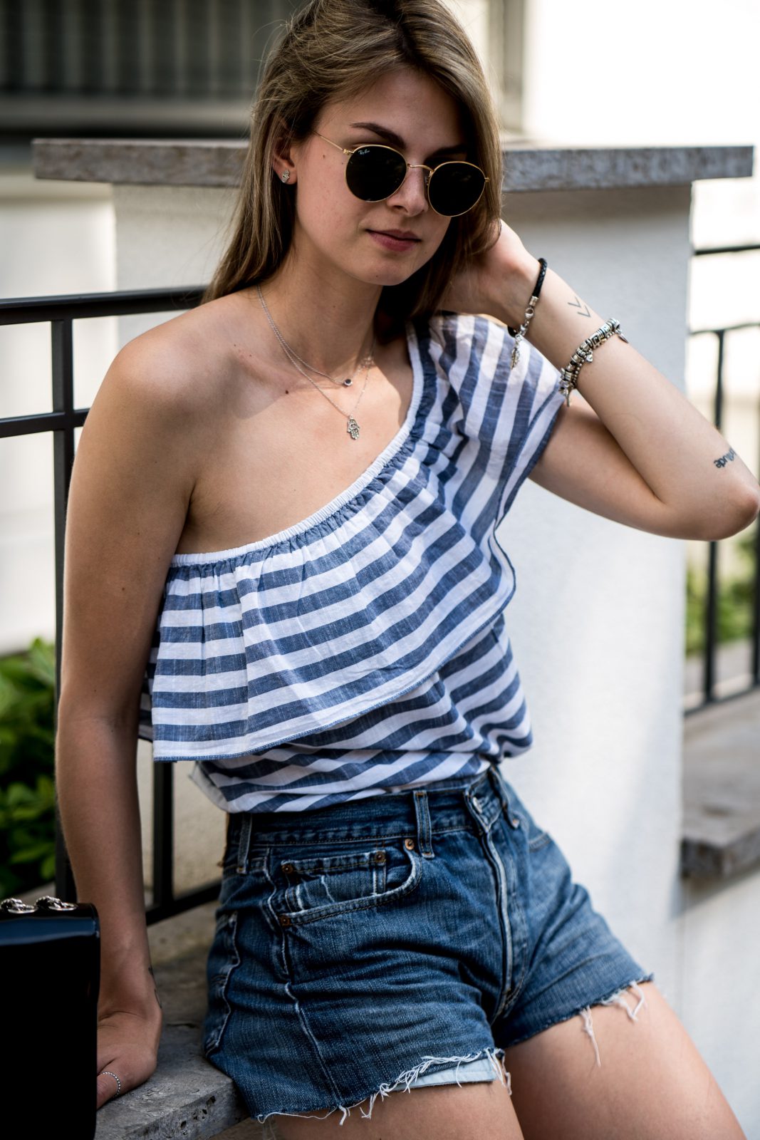 Off Shoulder to One Shoulder || How to wear the one-shoulder trend