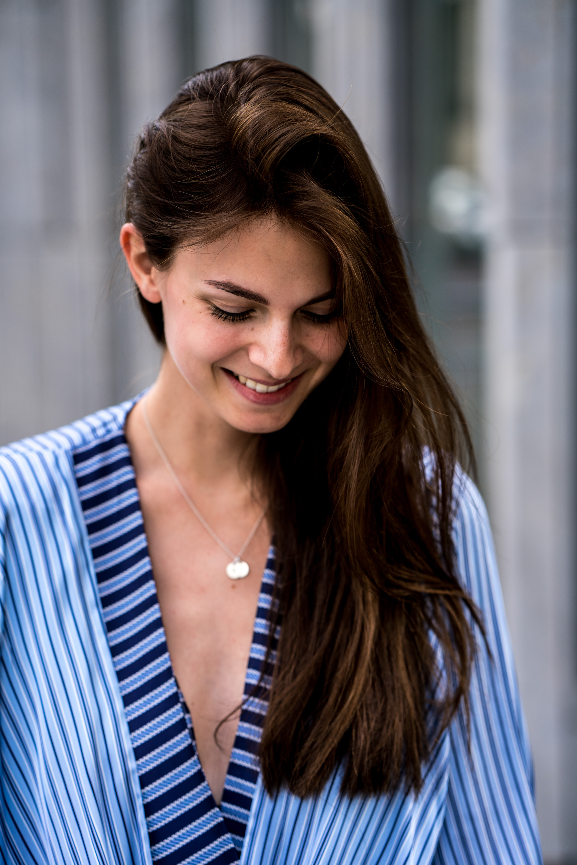 How to wear a low neckline body || Fashionblog Berlin || Summer Outfit