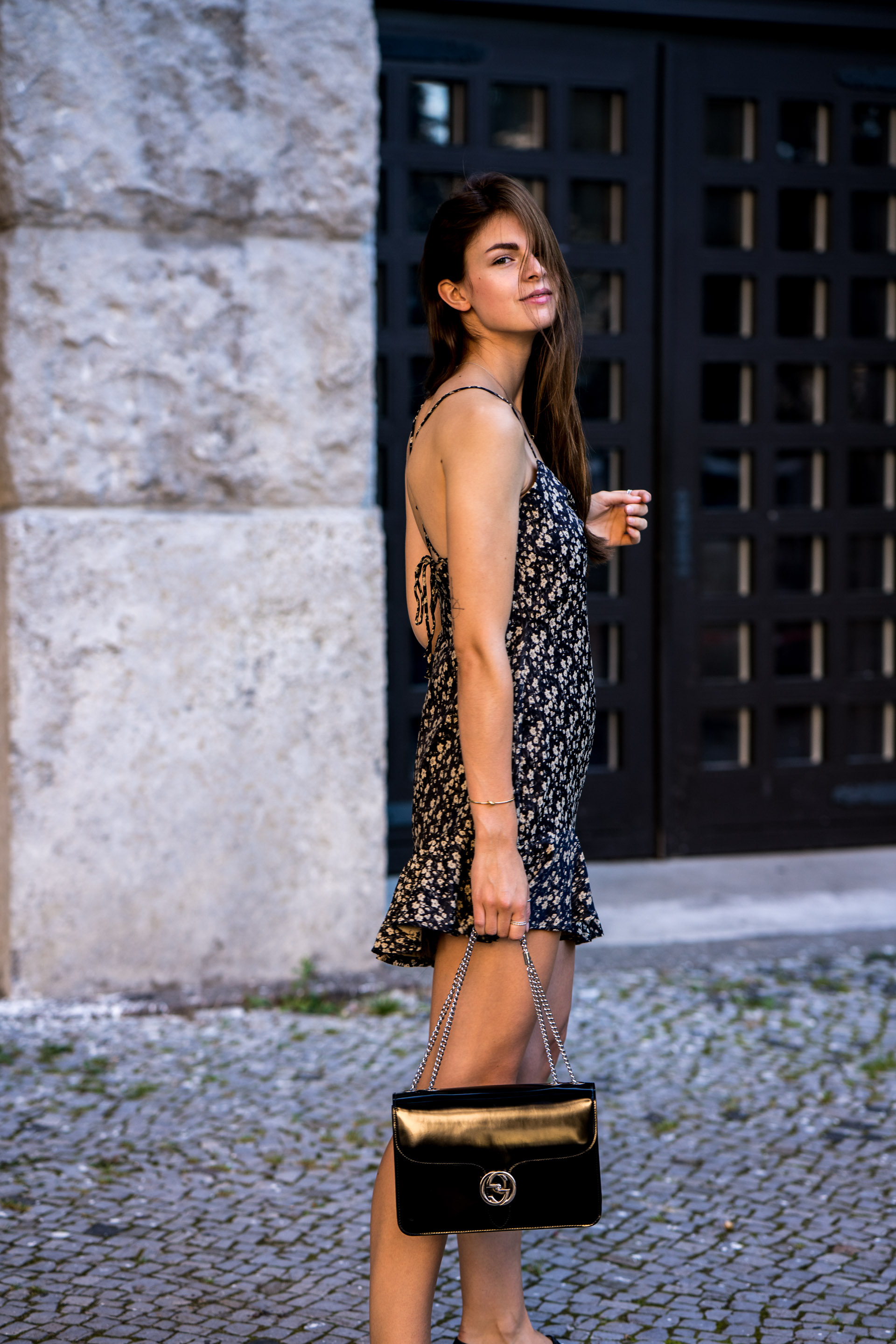 How to wear an asymmetric dress || Fashionblog Berlin