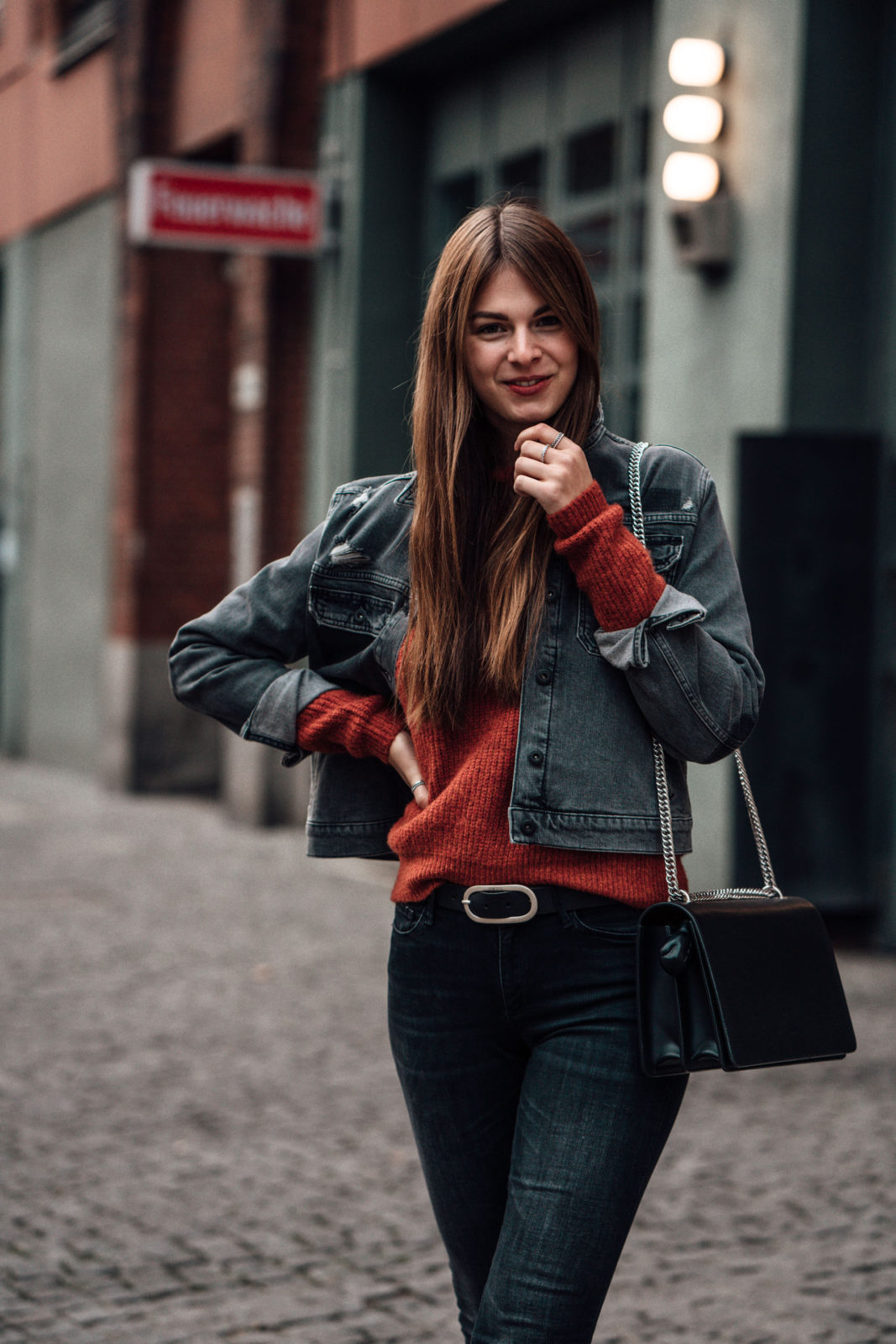 How to wear a denim jacket in winter || Layering Outfit || Fashionblog