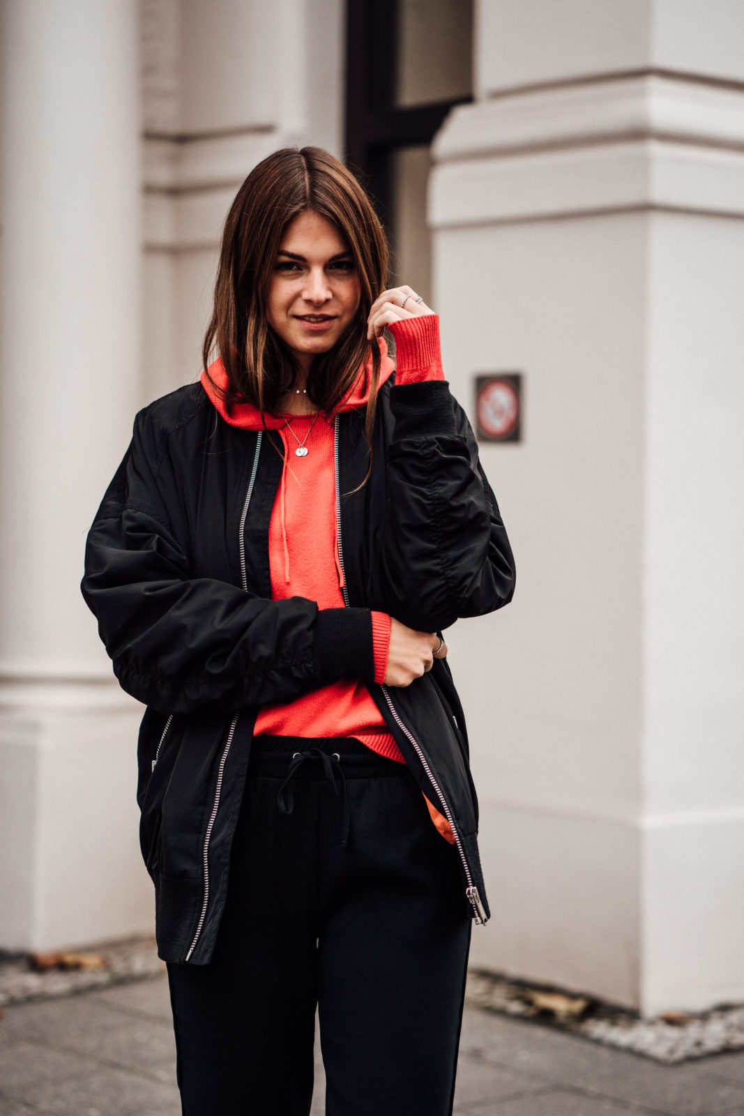 Bomber Jacket combined with a red Sweater || Winter Outfit 2017/2018