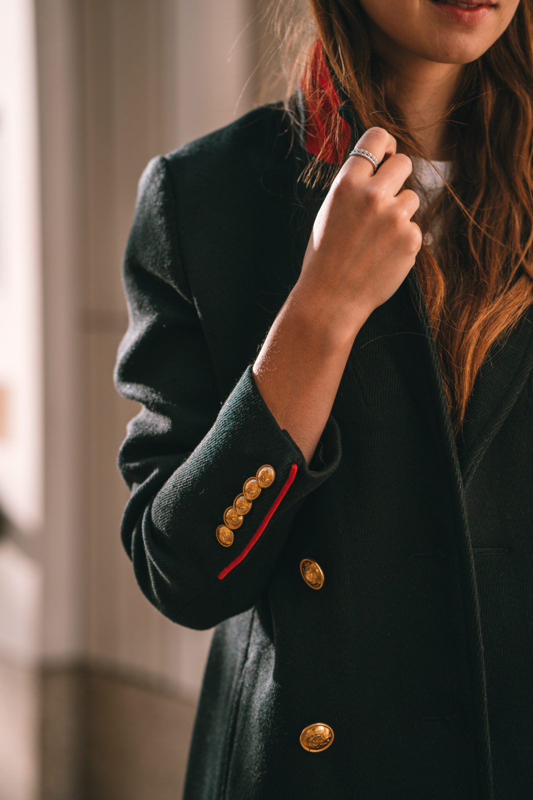 How to wear a military style coat this winter || Fashionblog Berlin