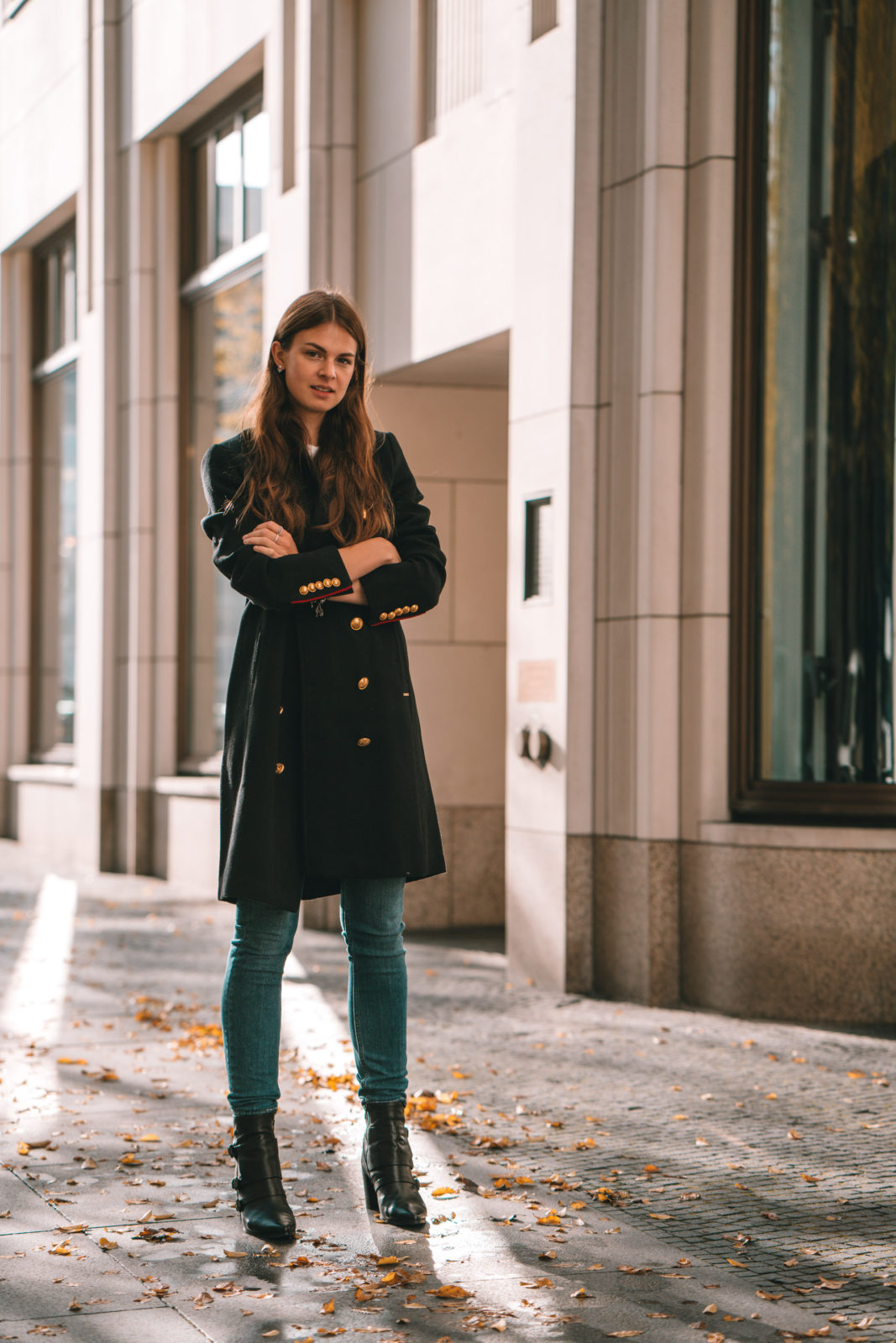 Wie trägt man einen Mantel im Military Style diesen Winter || Modeblog