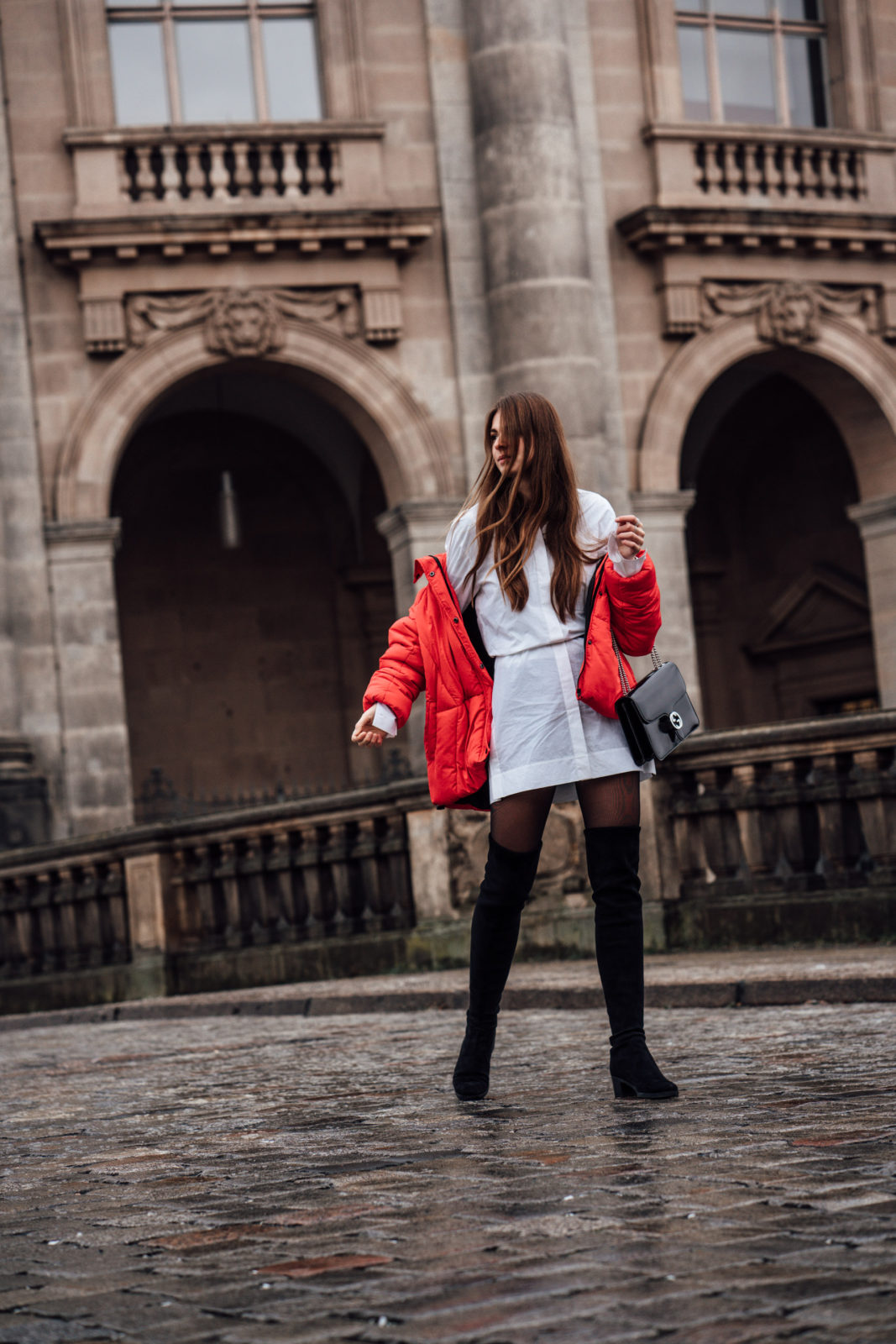 How to style a red puffer jacket || Berlin Fashion Week Streetstyle