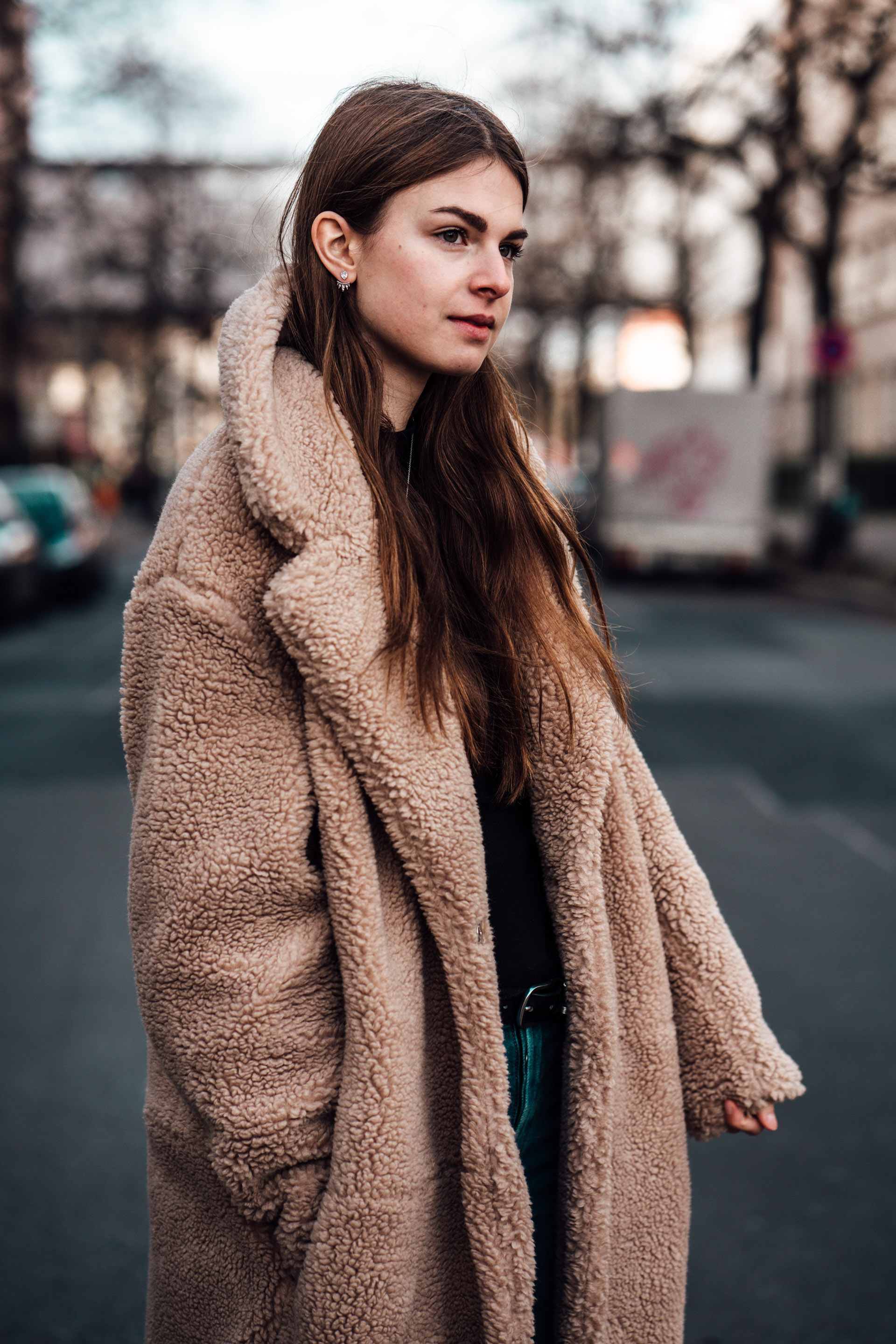 How to wear a teddy coat this winter 2018 || Fashionblog Berlin