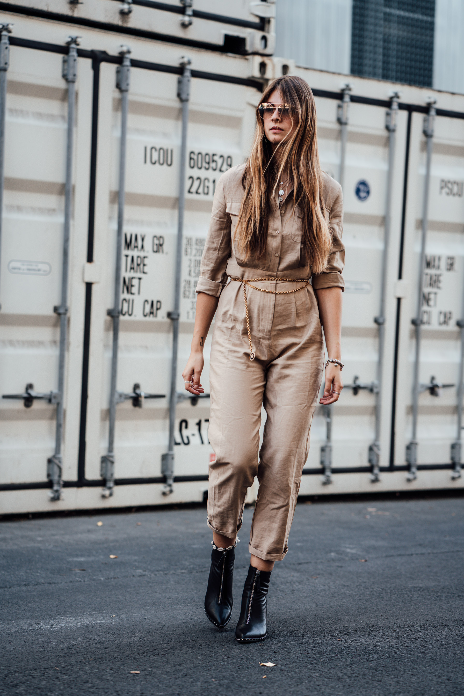 How to wear a military overall this autumn || Fashionblog Berlin