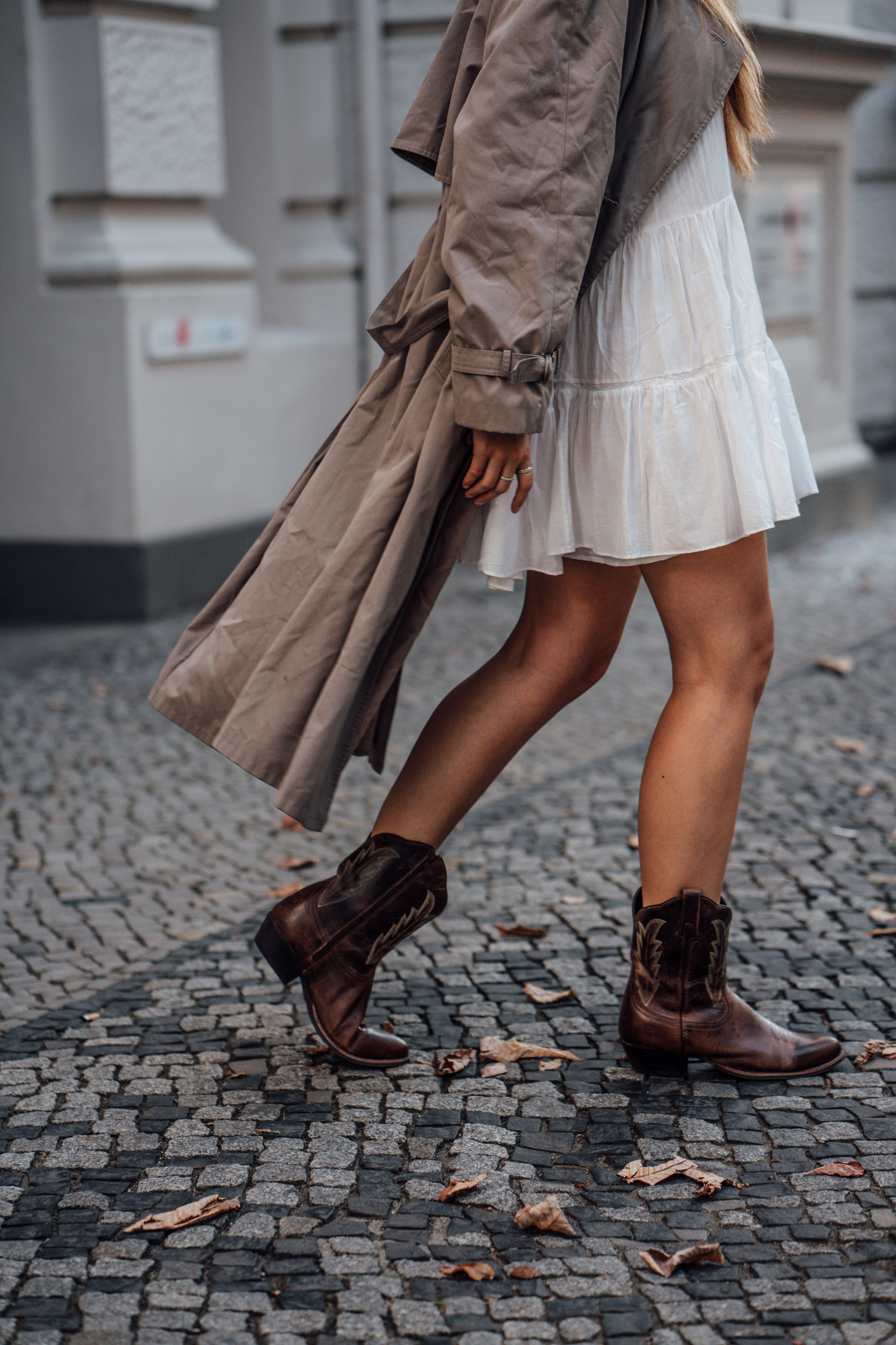 Autumn Outfit with Cowboy Boots found on eBay Fashion || Fashionblog