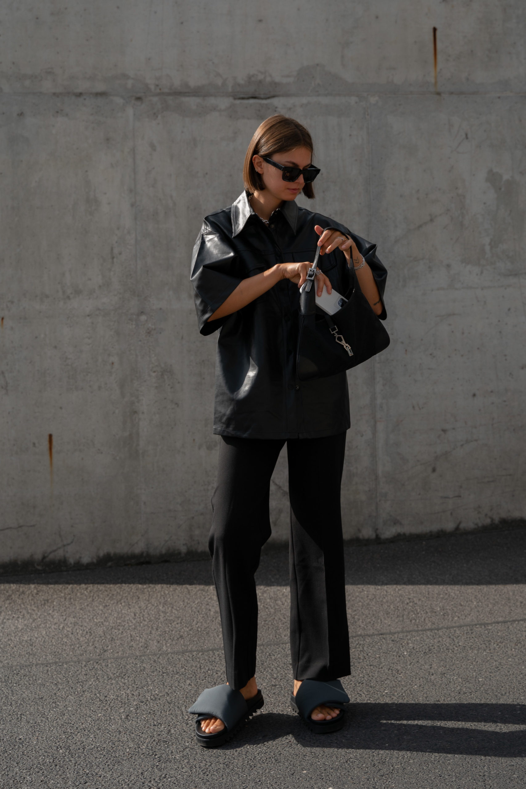 How to wear the Bikercore Trend in Winter 2022/2023 - fashion trend